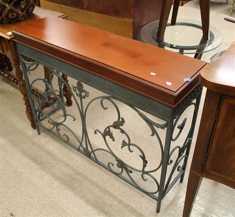 Lot Accent Table