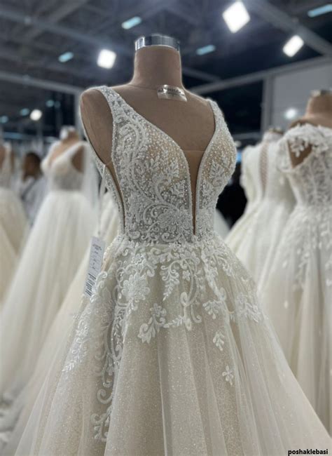 مدل های لباس عروس دکلته