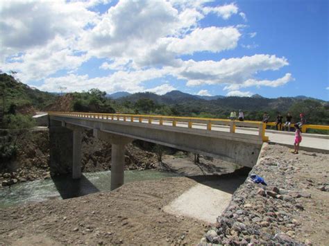 Habilitan Puente Sobre El Río Jalán En Teupasenti El Paraíso