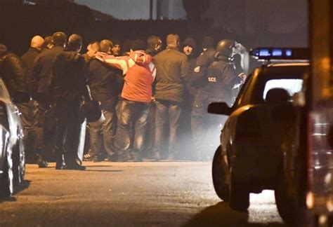 Центърът на Сандански почерня от полиция Арестуваха знакова фигура на ъндърграунда