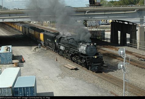 Up 3985