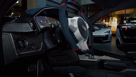 W Motors Fenyr Supersport