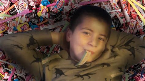 ვჭამ ტკბილეულს ნაწილი 1 Youtube