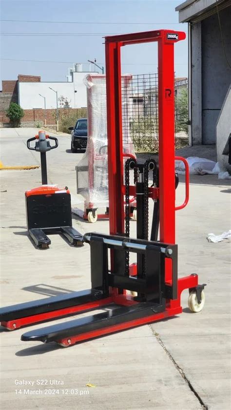 Mild Steel Manual Fork Stacker For Material Handling At Rs 42000 Piece In Ahmedabad