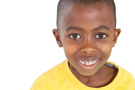 Lindo Ni O Sonriendo A La C Mara Foto Premium