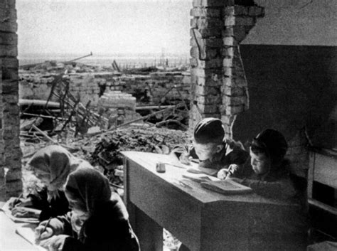 ФОТО ДНЯ. ДЕТИ СТАЛИНГРАДА: skaramanga_1972 — LiveJournal