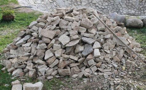 Использование плитняка для мощения дорожек своими руками: инструкция