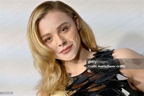 Chloë Grace Moretz Attends Prime Videos The Peripheral Premiere At