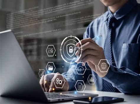 Navigating Top 10 Cybersecurity Risks In Cloud Native Environments