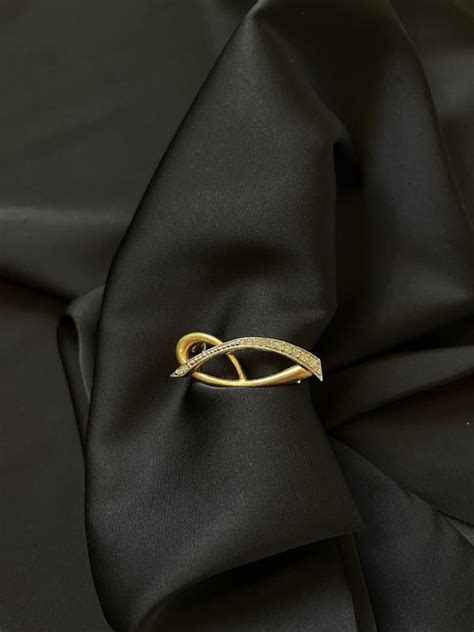 Вінтажна брошка — ціна 90 грн у каталозі Брошки Купити аксесуари за доступною ціною на Шафі