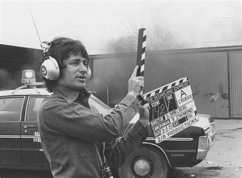 20 Amazing Photographs Of Steven Spielberg When He Was Young In The