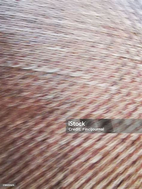 독특하고 아름다운 전통 짠 매트 패턴의 흐릿한 이미지와 배경으로 사용할 수 있습니다 0명에 대한 스톡 사진 및 기타 이미지 0명 가리기 강철 Istock