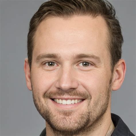 Ryan Anderson Medium