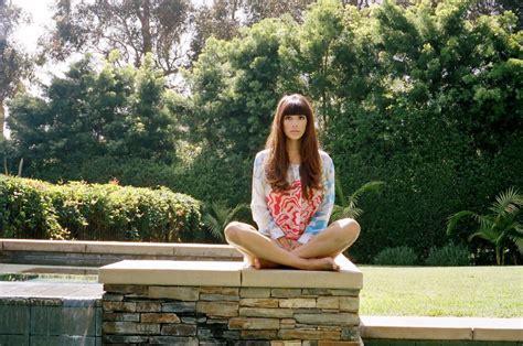 Hannah Simone S Feet