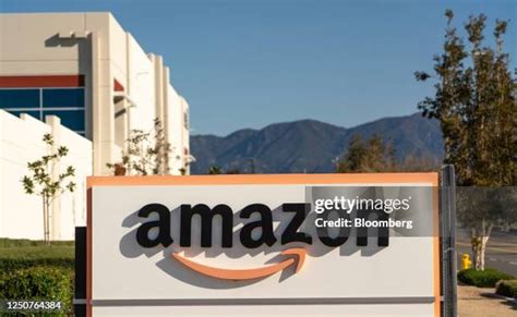 Amazon Warehouse Usa Photos And Premium High Res Pictures Getty Images