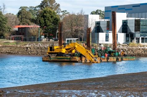 Barge Selection For Pros Project Considerations Load Capacity Anchoring And More Pile Buck