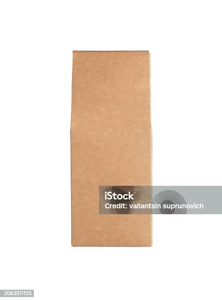 빈 크래프트 키가 큰 제품 패키지 상자 모형 갈색 판지 가방 모형 흰색 배경에 고립 0명에 대한 스톡 사진 및 기타 이미지 0명 가방 갈색 Istock