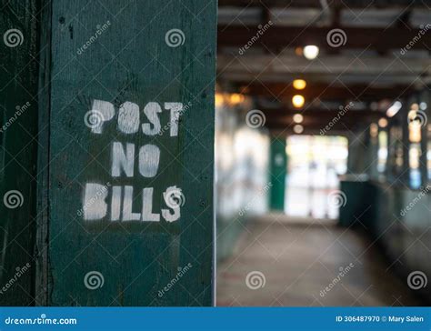 Post No Bills Sign On Construction Scaffolding Post Nyc Editorial Image
