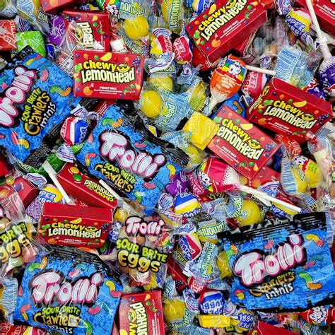 Bulk Candy Assortment Over 125 Individually Wrapped Pieces 2 Lb Bag