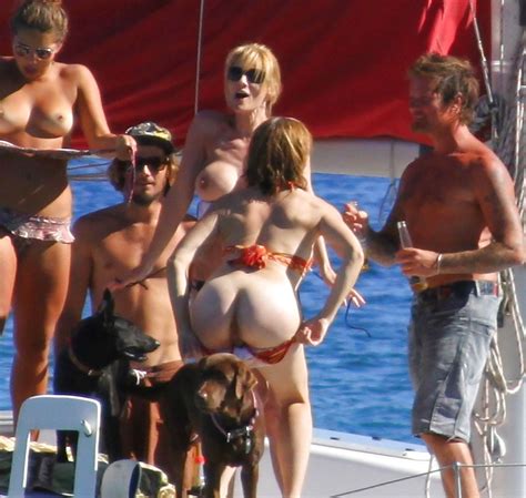 Group Sex Amateur Beach Rec Voyeur G20 Porn Pictures Xxx Photos Sex Images 1291595 Pictoa