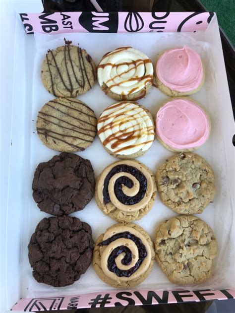 Crumbl Cookies Freshly Baked And Home Delivered Cookies Kue