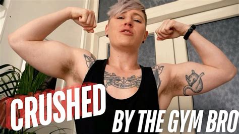 Ein Arroganter Alpha Gym Step Bruder Dominiert Und Erniedrigt Dich