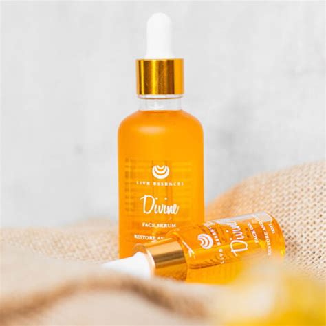 Divine Face Serum Live Essences