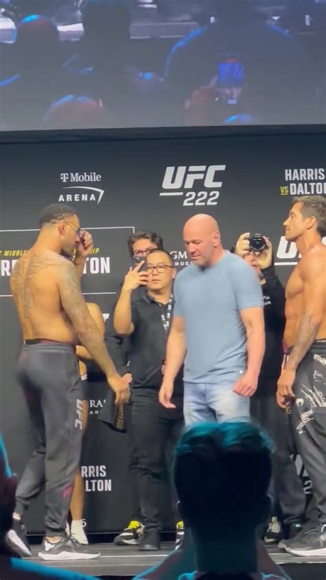 Auscaps Jake Gyllenhaal Shirtless In Road House Behind The Scenes