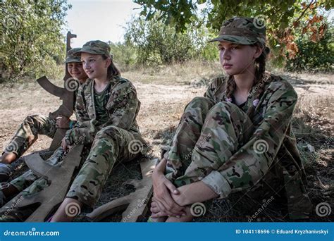 Acampamento Militar Azovets Do ` S Das Crianças Foto Editorial Imagem