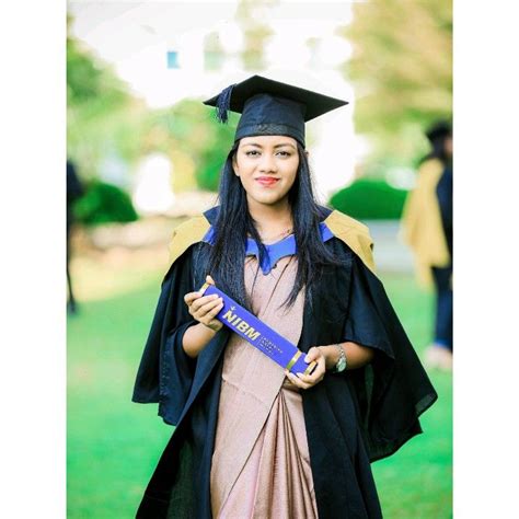 Hiruni Fernando On Linkedin Officially Graduated🎓♥ Ba Hons In Management And Leadership