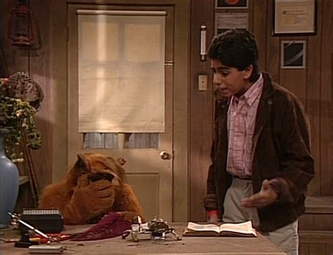 Alf Reviews Standing In The Shadows Of Love Season Episode Noiseless Chatter
