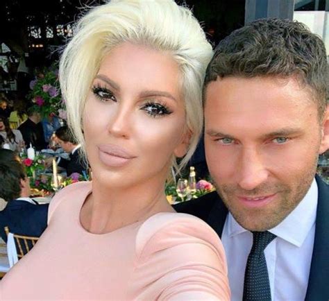 На Душко Тошиќ му истече забраната за приближување на Јелена Карлеуша