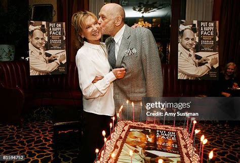 22 Barbara Siman Photos And High Res Pictures Getty Images