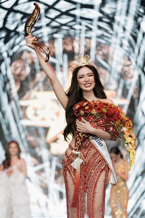 ขอแสดงความยินด มิสแกรนด์นครพนม Miss Grand Nakhon Phanom