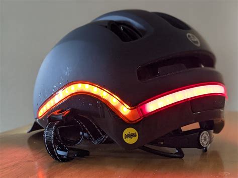 Nutcase Vio Reviewing The Newest Mips Helmet With Lights Ebike Escape