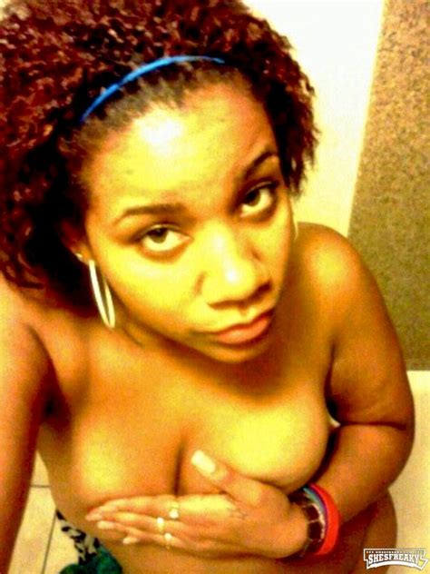 Honey Bunny Shesfreaky