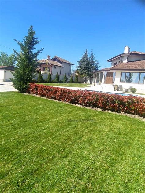 Градинарство и подръжка Селскостопански Градински Хасково Предлагаме градински услуги