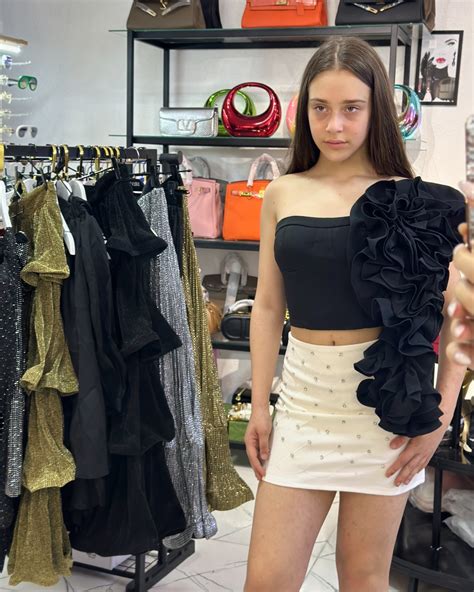 Sparkle 💎 ულამაზესი კორსეტი და ქვედაბოლო ️ გთხოვთ გამოგვიწეროთ ინსტაგრამზე მეტი სიახლეებისთვის