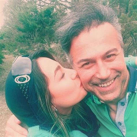 عصبانیت شدید دختر بازیگر معروف از هواداران پدرش