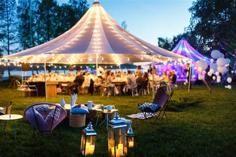 Lighting Ideas And Inspiration For Outdoor Weddings Yeah Weddings