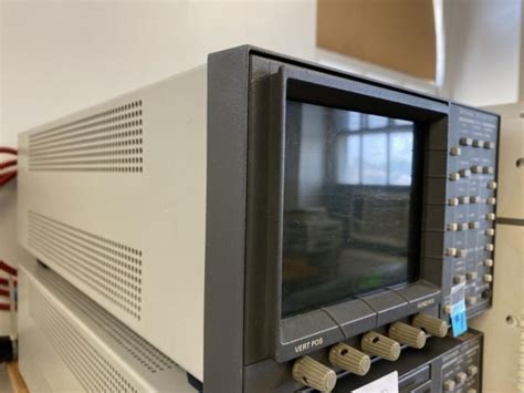 Tektronix Waveform Monitor Serial Digital Live And Online Auctions On Tektronix Waveform Monitor Serial Digital Live And Online Auctions On