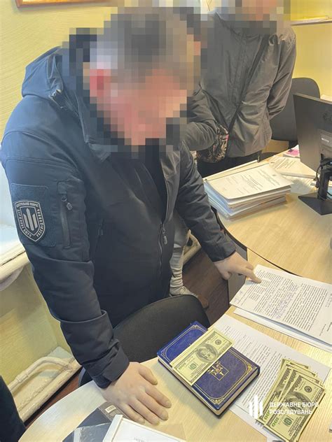 ДБР затримало на хабарі прокурора Запорізької окружної прокуратури Державне бюро розслідувань