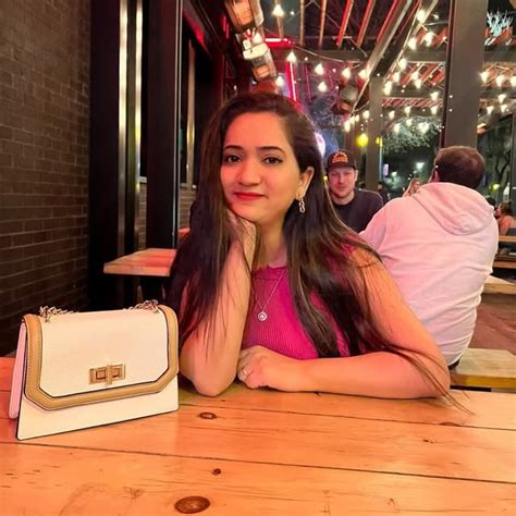 Kajal Shah (@kajal_1803) • Threads, Say more