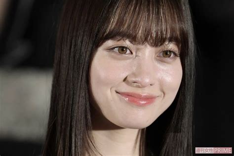 【画像・写真】橋本環奈、『紅白歌合戦』の安定した司会ぶりが高評価も330万円ドレスが奇抜すぎて「裸に見える」と物議 週刊女性prime