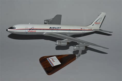 Boeing 707 Airlift International Scalecraft