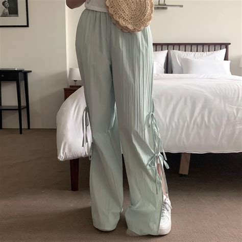 여자 슬릿 넓은 옆면 고무줄 Ss 나일론 리본 팬츠