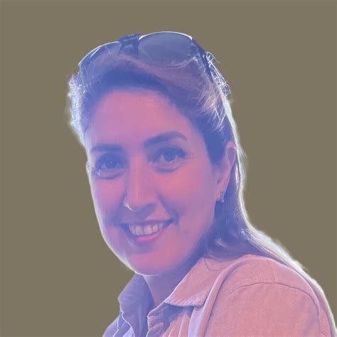 About Niloufar Irannejad