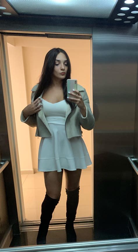 Elevator Selfie💕 R Transadorable