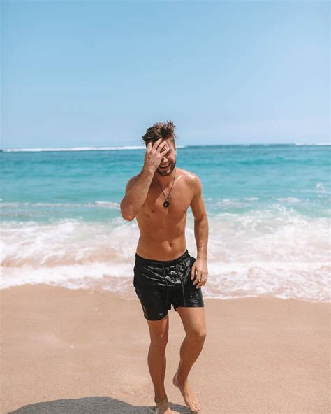 Joshua Feytonss Feet