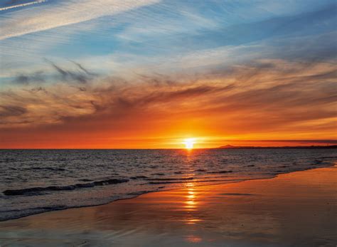 무료 이미지 일몰 수평선 잔광 물 구름 주황색 태양 바닷가 황혼 해돋이 유동체 아침에 붉은 하늘 바다 천체 액체 저녁 육지 햇빛 대양